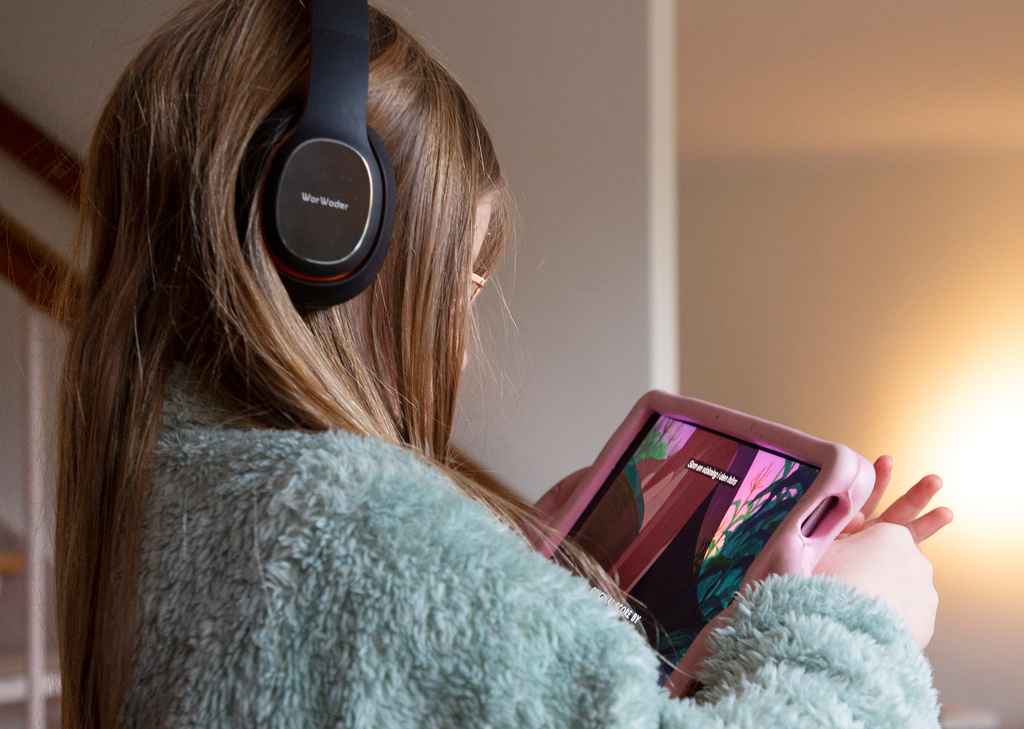So how do you avoid the screen time arguments this summer | Sweden Herald