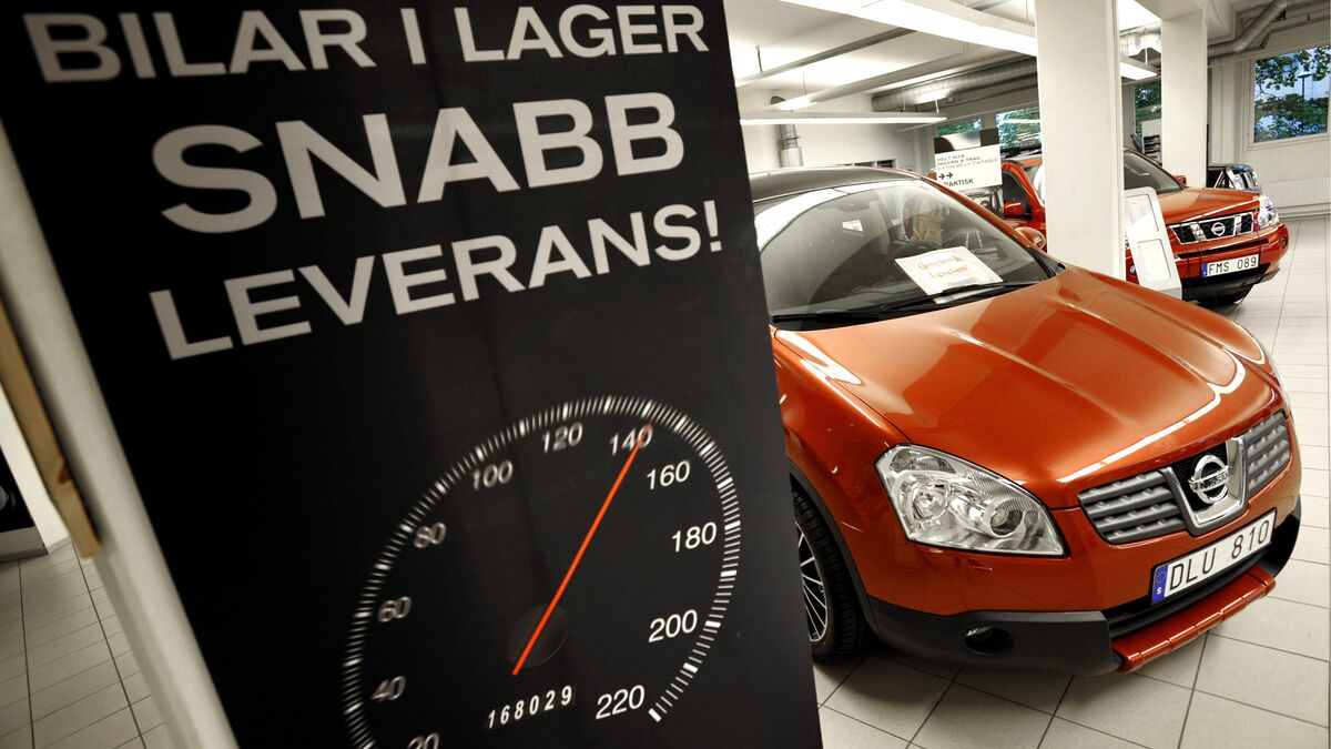 Industry figures show cautious car sales as electric cars rise | Sweden ...