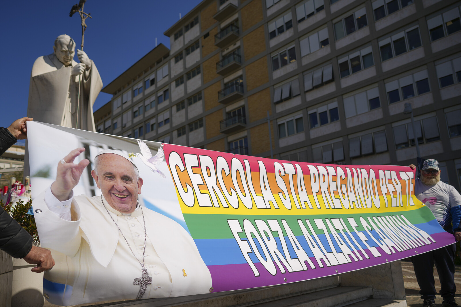 The Pope's condition stable - thanks all who have prayed | Sweden Herald