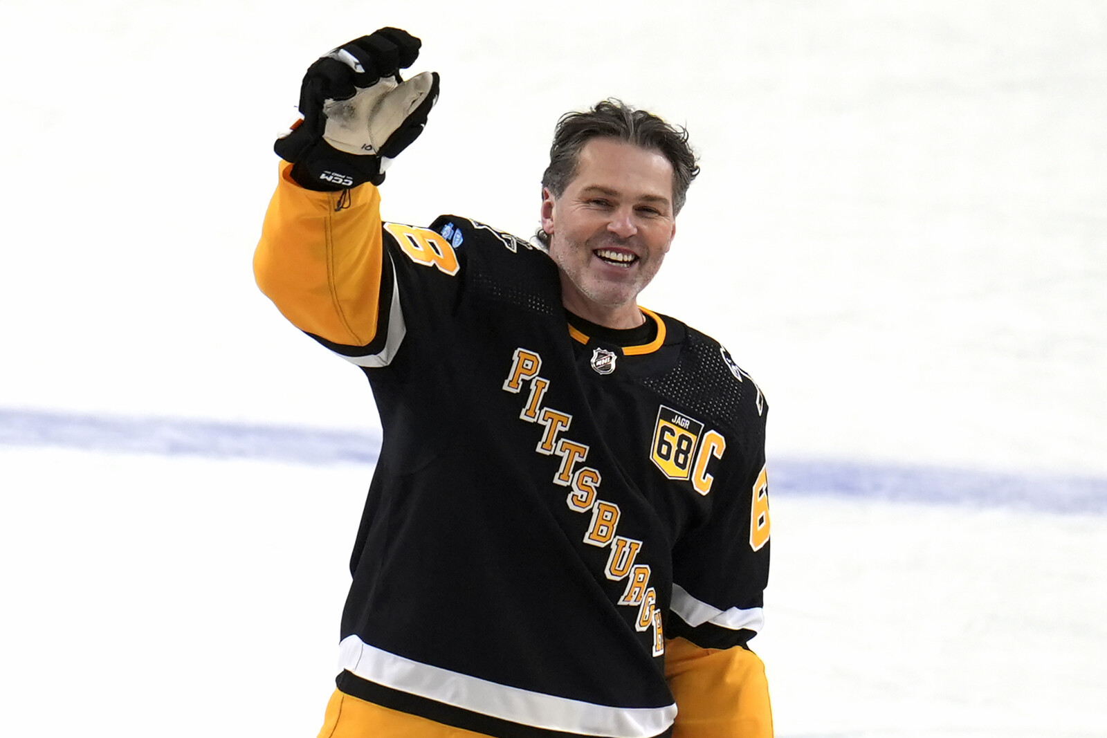 Ice Hockey Legend Retires – After 37 Seasons | Sweden Herald