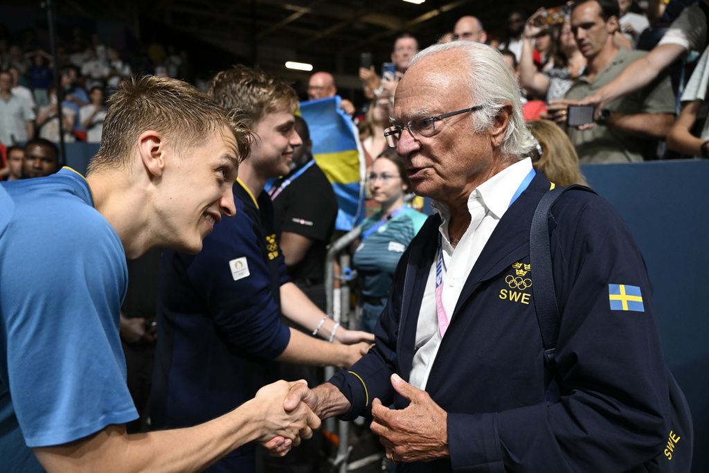 Sweden reaches Olympics semi-finals – the king celebrates with the team ...