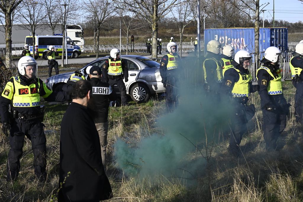 New charges after Easter riots | Sweden Herald