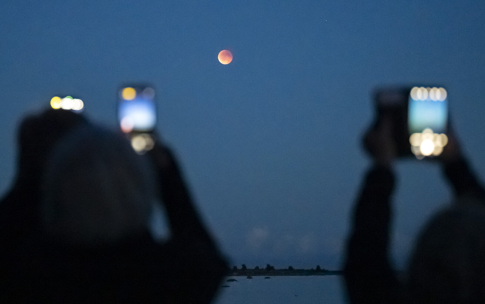 Blood Moon Visible Across Sweden and Europe Tonight | Sweden Herald