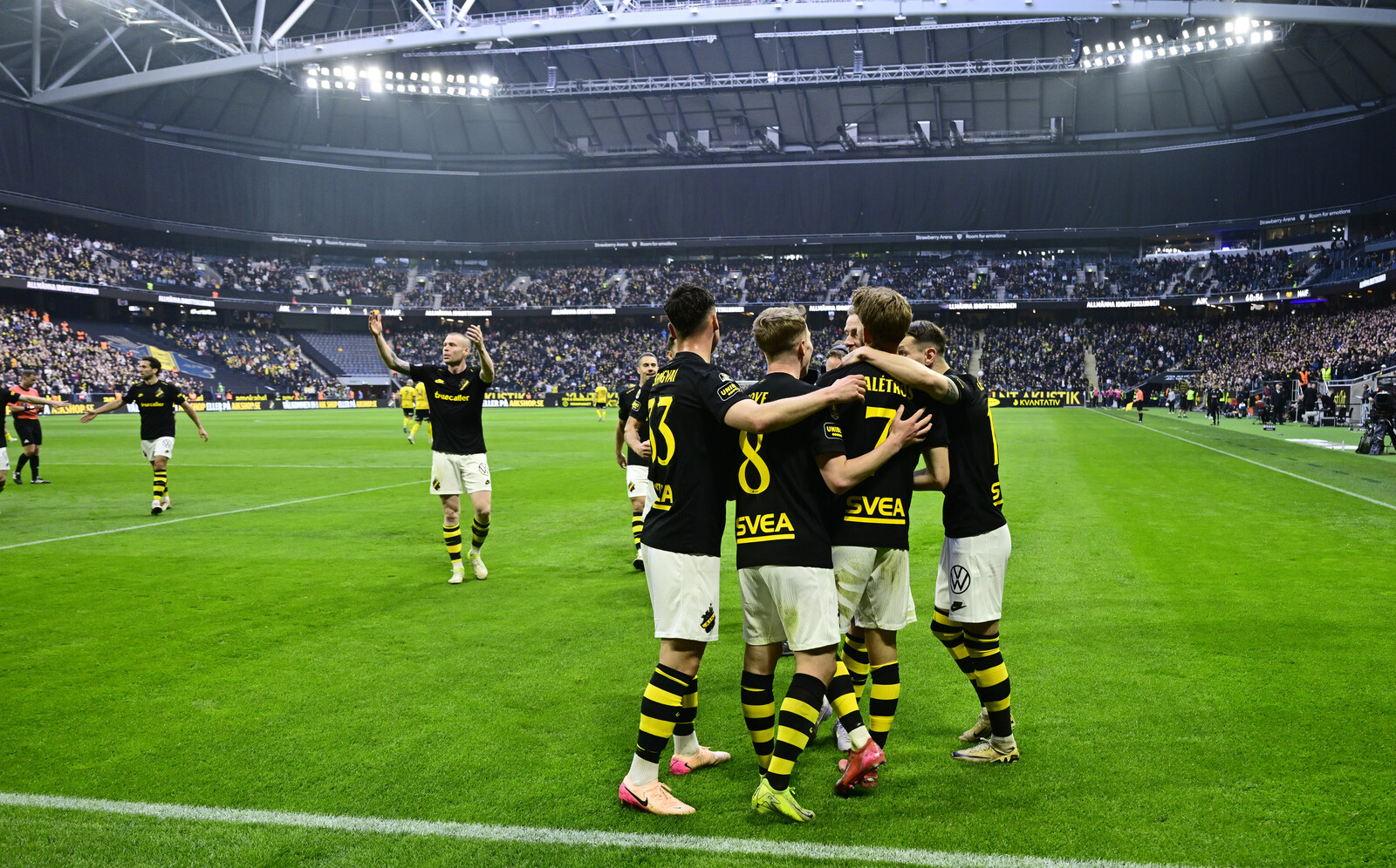 AIK Tops Allsvenskan Despite Guidetti's Missed Penalty | Sweden Herald