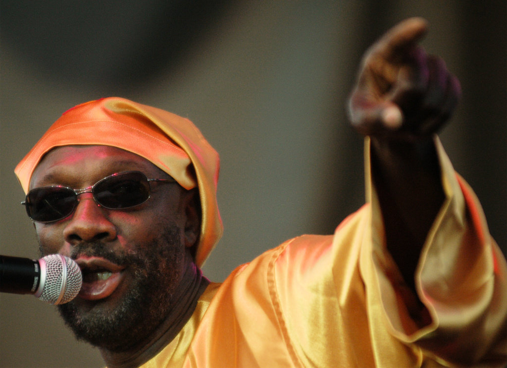 Isaac Hayes' Family Files Lawsuit Against Trump | Sweden Herald