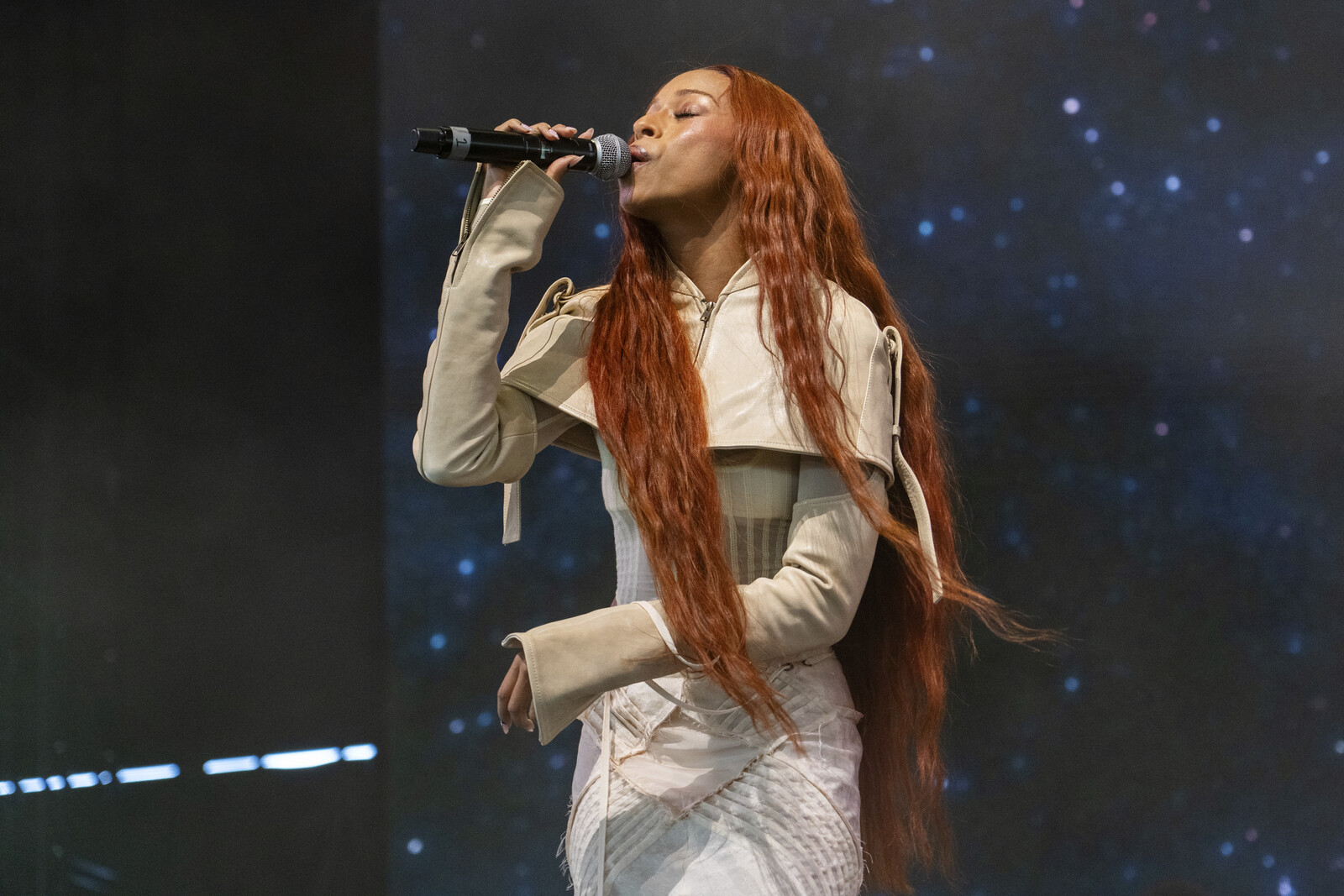 Ravyn Lenae's "Love Me Not" Tops P3's Most Played Summer Songs | Sweden ...