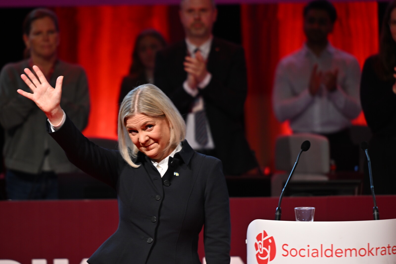 Opposition Widens Lead Over Government in Latest SCB Poll | Sweden Herald