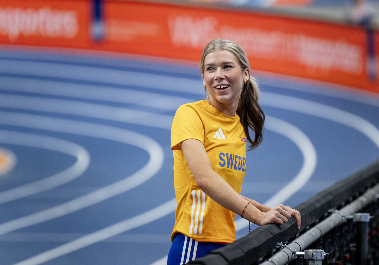 The Blue and Yellow European Championship Style: "Very Orange" | Sweden ...