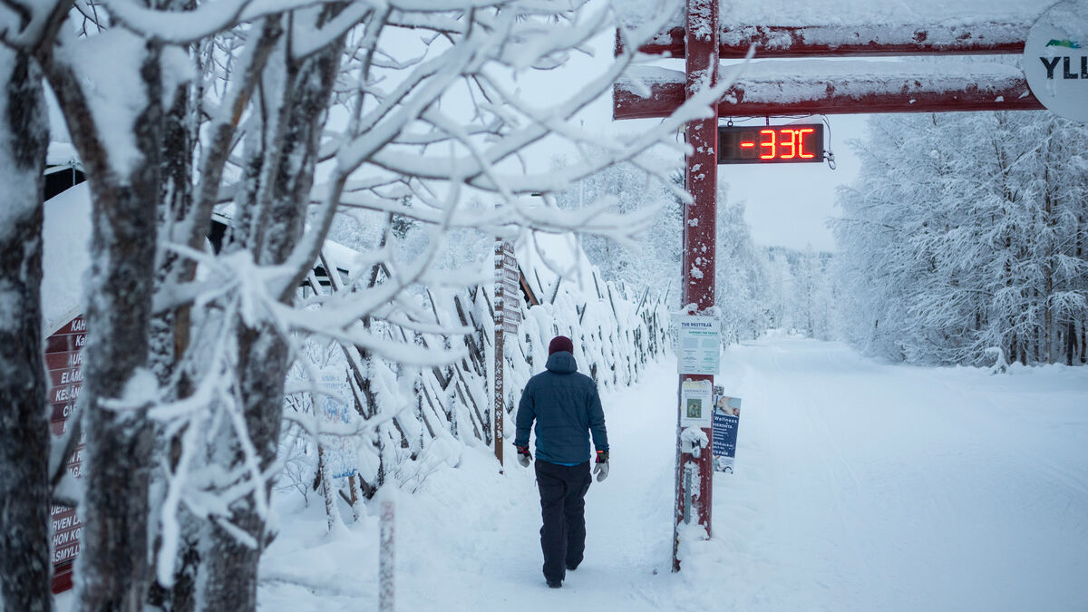 Thousands of tourists stuck in Finnish Lapland as flights grounded by ...