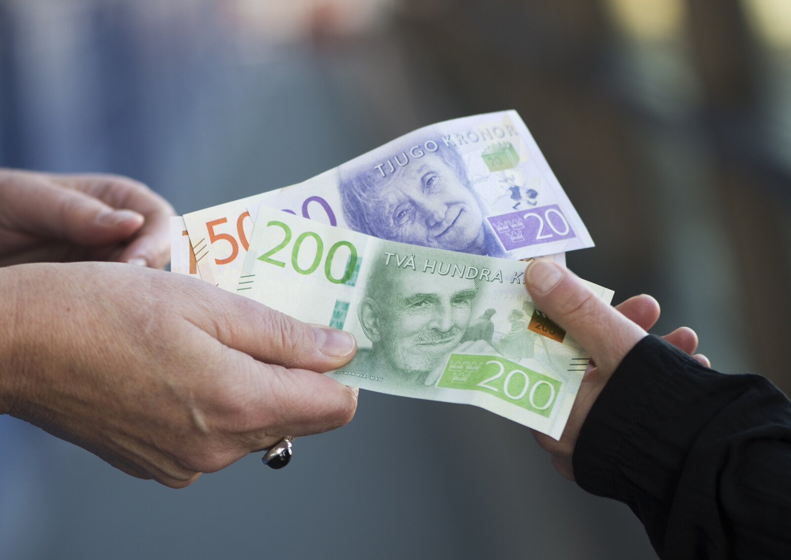 Bribery Convictions in Sweden See Rise in Gross Offenses | Sweden Herald