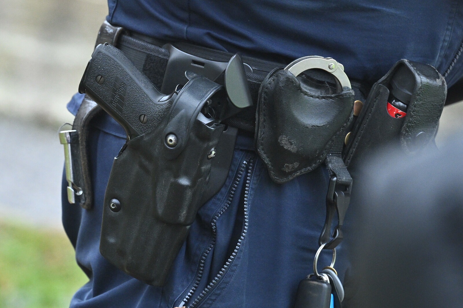 Raid on Wrong Person – Police Officer Risks Warning | Sweden Herald